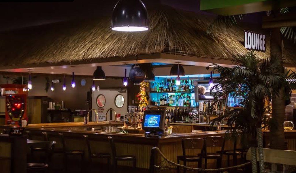 Crazy Pinz Entertainment Center in Fort Wayne, IN | Battleonix